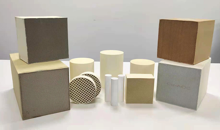 Euro 4 5 DPF SCR Denox Catalyst Used In Selective Catalytic Reduction ...